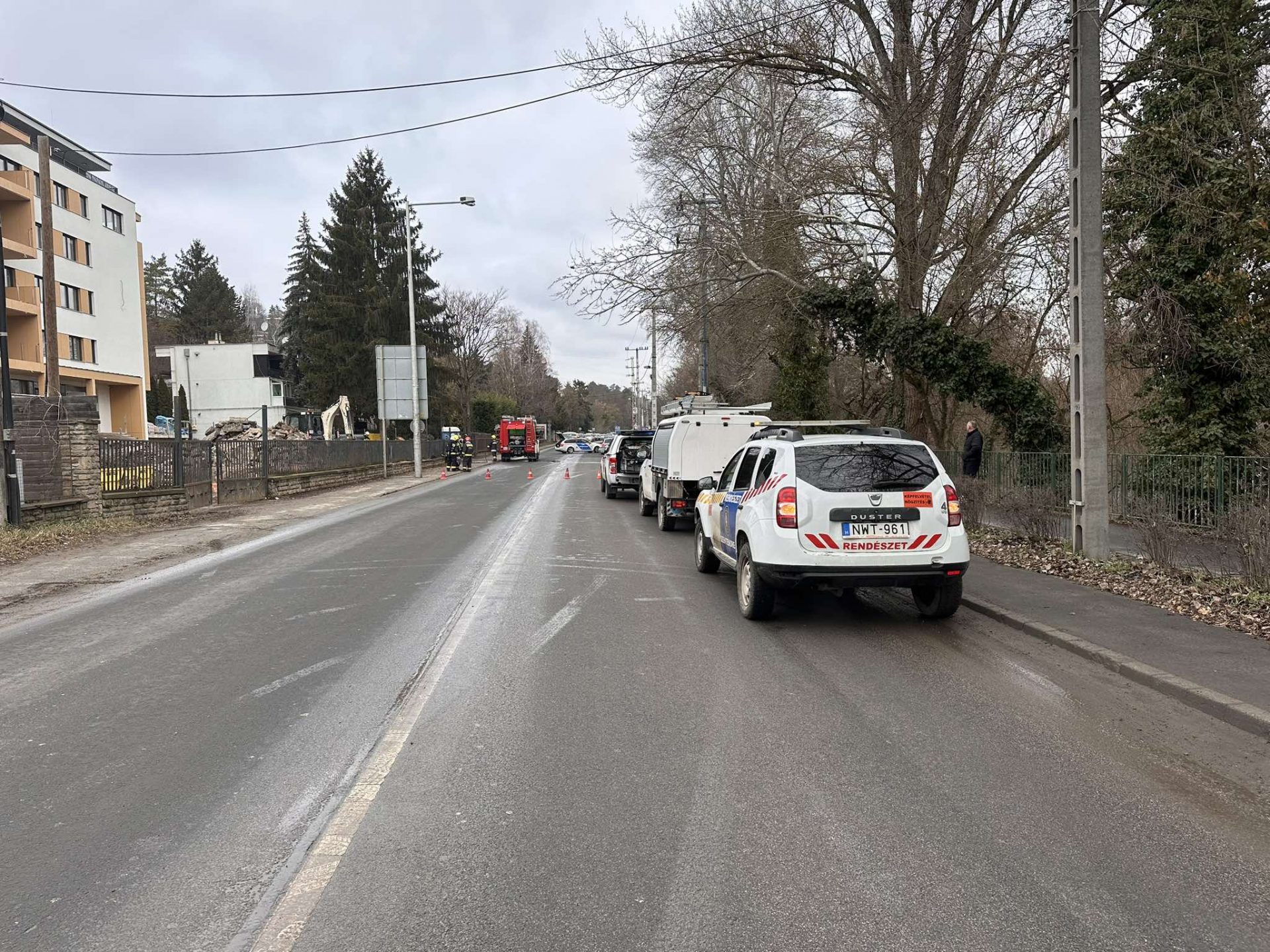 Elhárították a robbanásveszélyt Szentendrén, megindult a forgalom a 11 ...